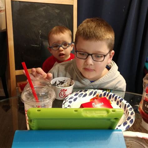 21 Photos Proving The Connection Between Siblings Is For Life New