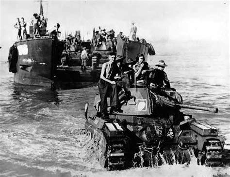 Matilda Tank Comes Ashore Australian Forces Gallery