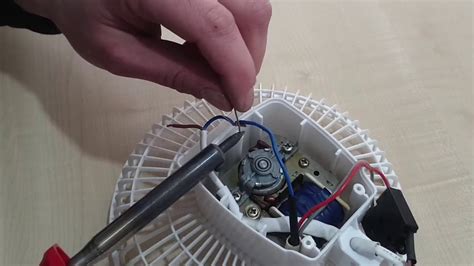 Clip On Desktop Fan Part 3 Reassembling Youtube
