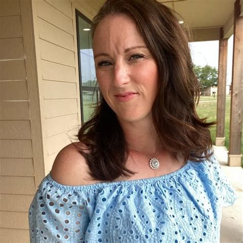 Kristy Lifestyle Blogger And Wfh Mom Simplykristylynn On Threads