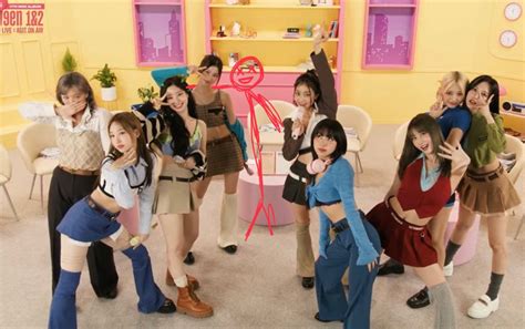 Twice Lq Icon Ot9 Talk That Talk Cute Header Layout Nayeon Jeongyeon Momo Sana Jihyo Mina Dahyin