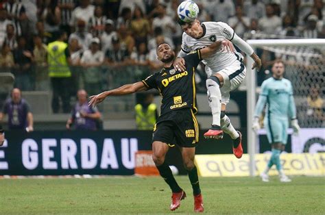 Vantagem Do Botafogo Sobre O Palmeiras Cai Quase Pela Metade Prisma R Blog Do Nicola