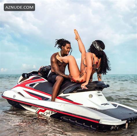 Cardi B Sexy Fully Naked Photos Collection AZNude