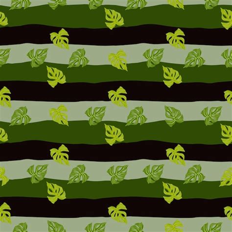 Premium Vector Decorative Tropical Palm Leaves Seamless Pattern