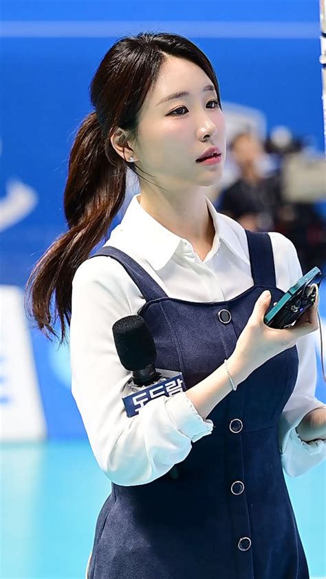 이지현 아나운서 포니 테일 갸름한 얼굴 더 돋보이네 이지현 아나운서 오늘의 숏 Beta