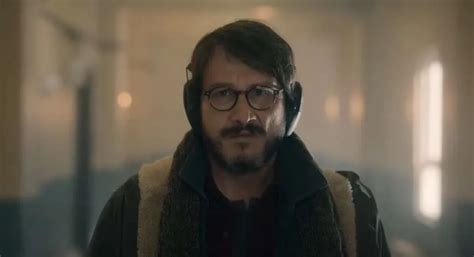 Hot Skull Μία νέα δυστοπική σειρά έρχεται στο Netflix Neolaiagr