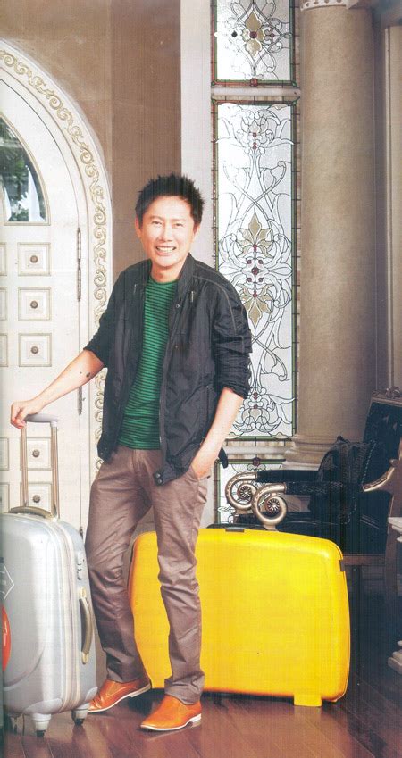 ณวัฒน์ อิสรไกรศีล กับชีวิตมนุษย์เดินทาง
