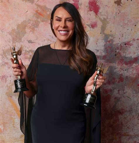 윤여정 아카데미 조롱 성전환 배우 넷플릭스에 손절 당했다 스타일m