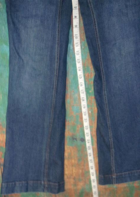 Faded Glory Stretch Flare Classic Denim Jeans Womans Gem