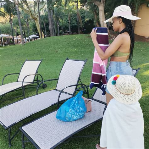 Bonolo Molatlhegi Bonolo Mol • Instagram Photos And Videos