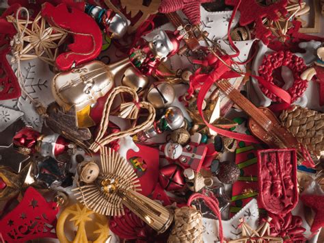 How To Deal With Christmas Clutter