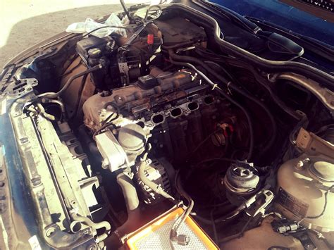 #4 Вентиляция картерных газов — BMW 7 series (E65/E66), 3 л, 2006 года ...