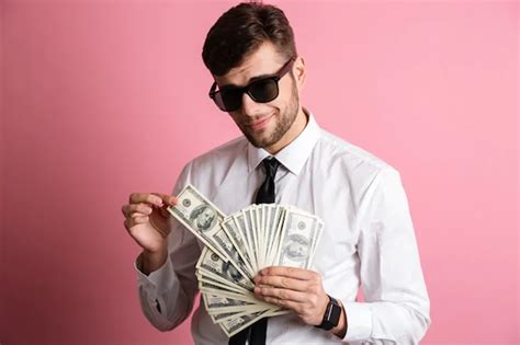 👉 What Is The Social Class System