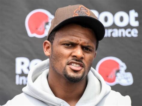 Browns Fans Show Support For Deshaun Watson With Massage Table And