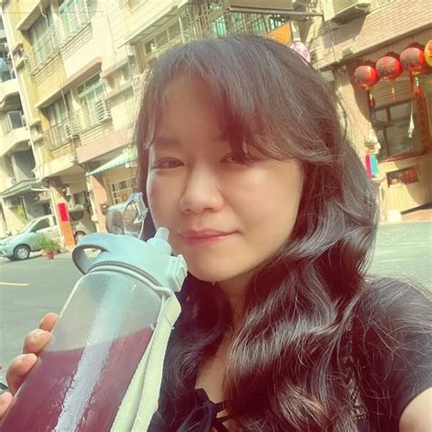 是不是現在整過型了？ 長得不一樣了？ 還是我記錯？