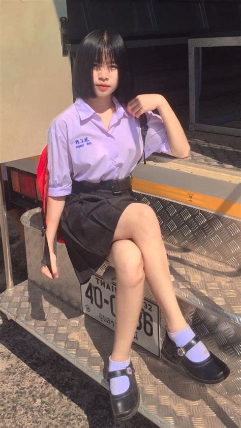 ปักพินในบอร์ด ด ในปี 2024 นางแบบ ภาพสาวน่ารัก ผู้หญิงน่ารัก
