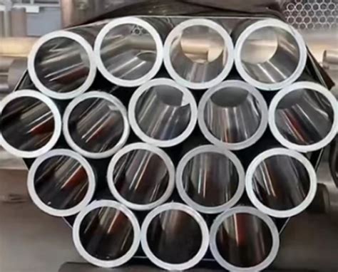 Производители на тръби за хидравличен цилиндър в Китай доставчици