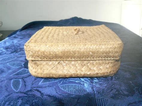 RARE ANCIENNE BOITE Couverte En Paille Tressee Coffret Panier Vintage