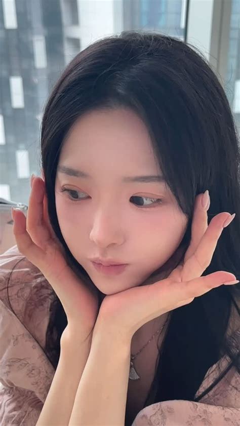 수아 Jsoooa • Instagram Photos And Videos