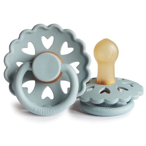 Natural Rubber Vs Silicone How To Choose A Safest Pacifier