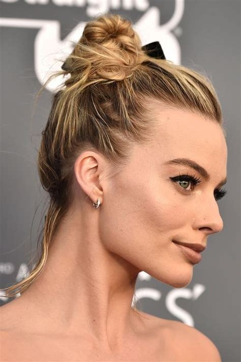 Margot Robbie Side Profile Margot Robbie Hair Margot Robbie Hair