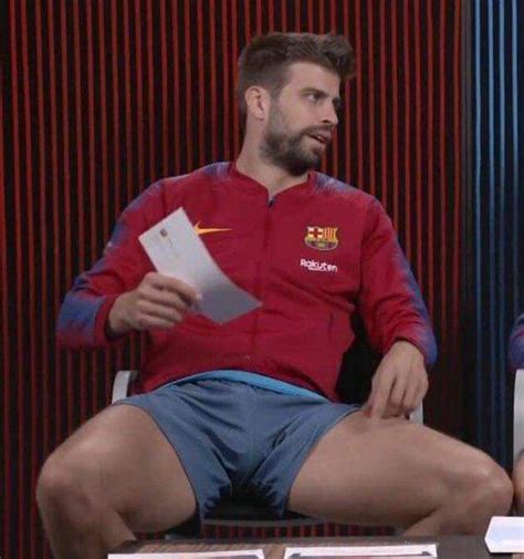 Hot Footballers Pics on Twitter RT PicsFootballers Gerard Piqué