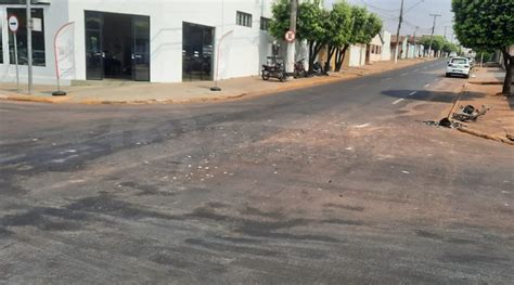 Três Veículos Se Envolvem Em Acidente Em Cruzamento No Centro Agora Mt