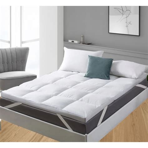 Goose Feather And Down Mattress Topper