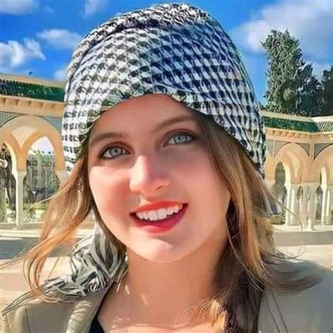 اكسسوارات نونه ادوات تجميل