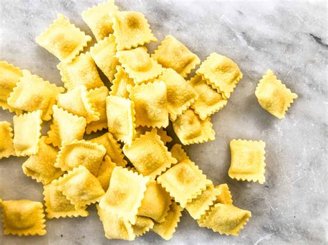 Famous Italian Pasta Dishes By Region Eating Around Italy