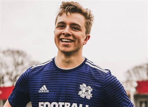 How Tall Is Chrismd Age Height Weight Girlfriend Net Worth Clebstory