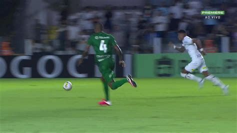 Vídeo Aos 32 min do 2º tempo gol de dentro da área de Rwan Seco do