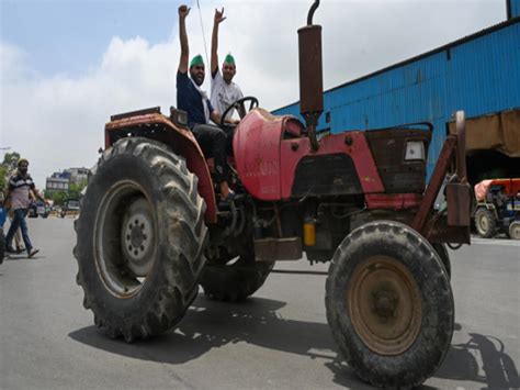 Kisan Andolan Again Tractor March On 15th August Farmers Will Burnt