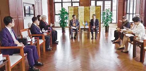 ပြည်ထောင်စုဝန်ကြီး ဒေါက်တာညွန့်ဖေ တရုတ် အာဆီယံ စင်တာ၏ အထွေထွေ အတွင