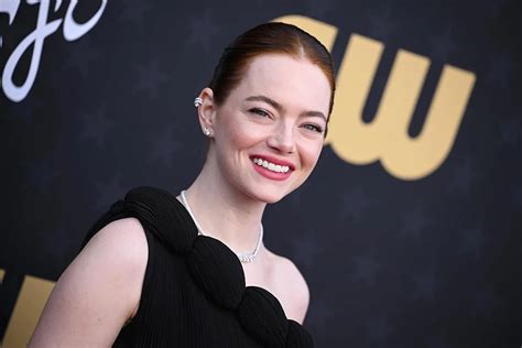 Emma Stone Defends Sex Scenes In ‘poor Things Its ‘true To Bellas