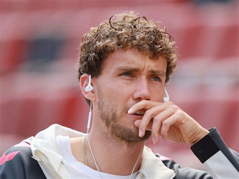 1 Fc Köln Luca Waldschmidt Muss Training Verletzt Abbrechen