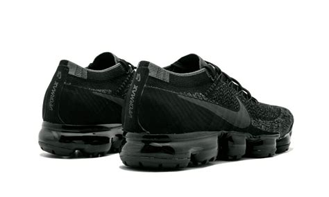 Nikelab Air Vapormax Flyknit Triple Black 899473 003