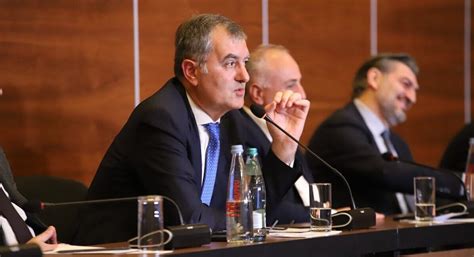 სუბარი ასახელებს თარიღს როდის შეუწყვეტენ გახარიას პარტიელებს დეპუტატების მანდატებს Netgazeti