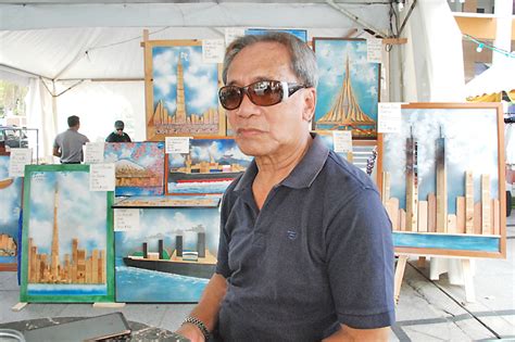 Sentuhan Magis Warga Emas Pukau Peminat Seni Media Permata Online