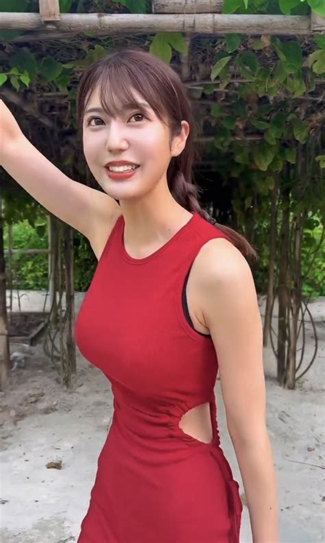 「令和の峰不二子」阿部なつき”超絶くびれ美バスト”浮き出まくり妖艶密着ワンピ動画に歓喜の声 芸能写真ニュース 日刊スポーツ