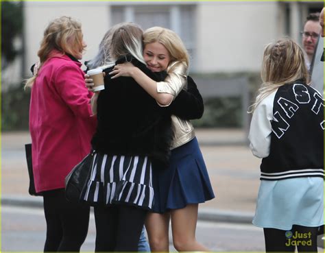 Pixie Lott Golden Jacket For Daybreak Appearance Photo 650407 Photo Gallery Just Jared Jr