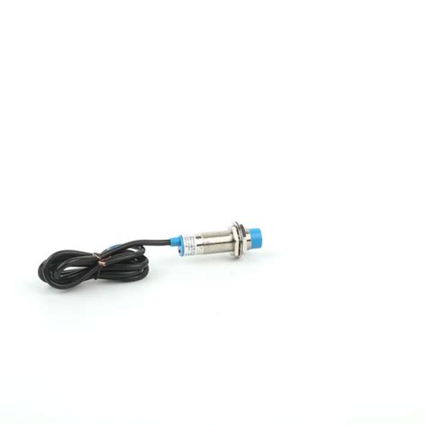 China NPN PNP No Nc Wire Flush Type Proximity Sensor LM China Proximity Sensor