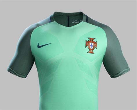 Les Nouveaux Maillots Du Portugal Euro 2016