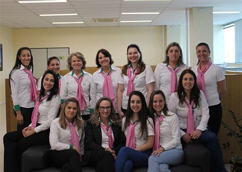 Outubro Rosa mobiliza colaboradores da Acic Notícias ACIC