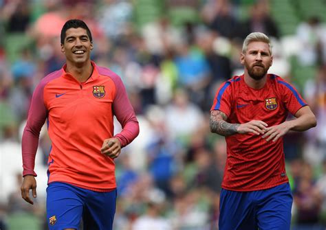 Liverpool Vs Barcelona Lionel Messi And Luis Suarez Head 23 Man Trip