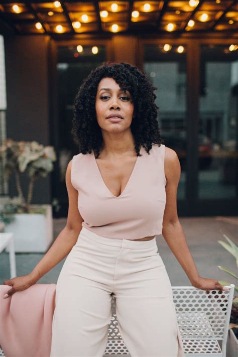 Pin By Gabe Natal On Simone Missick Simone Missick Beautiful