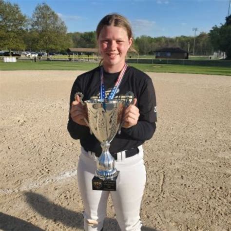 Peyton Stinemans Softball Recruiting Profile