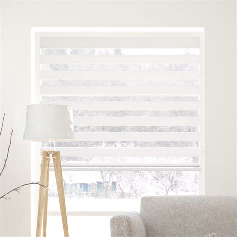 Toile Alternée Pur Pur Toiles Pour Fenêtres Avanti Chez Bmr Avantis