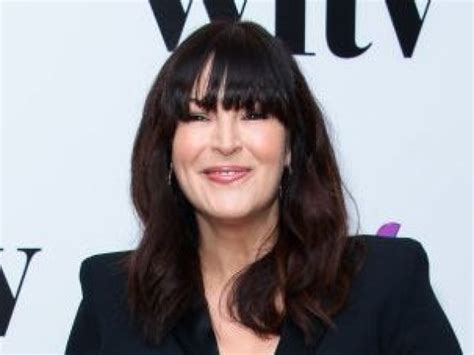 Anna Richardson News And Updates About The Naked Attraction Presenter