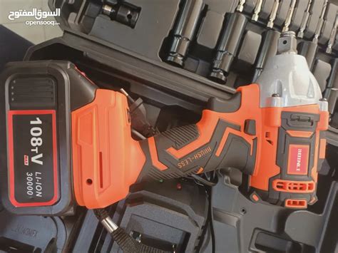 مفك لقمه مع عدة عمل متكامله 29قطعه وبقوة نيوتن 330 وبطاريه 108فولت وبسعر 330دينار 247088597